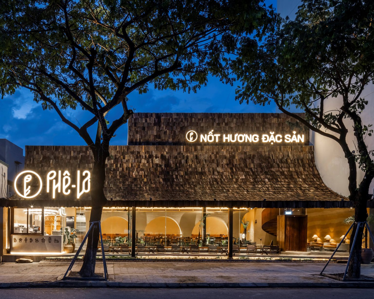 Phê La Đà Nẵng - 6717 Studio