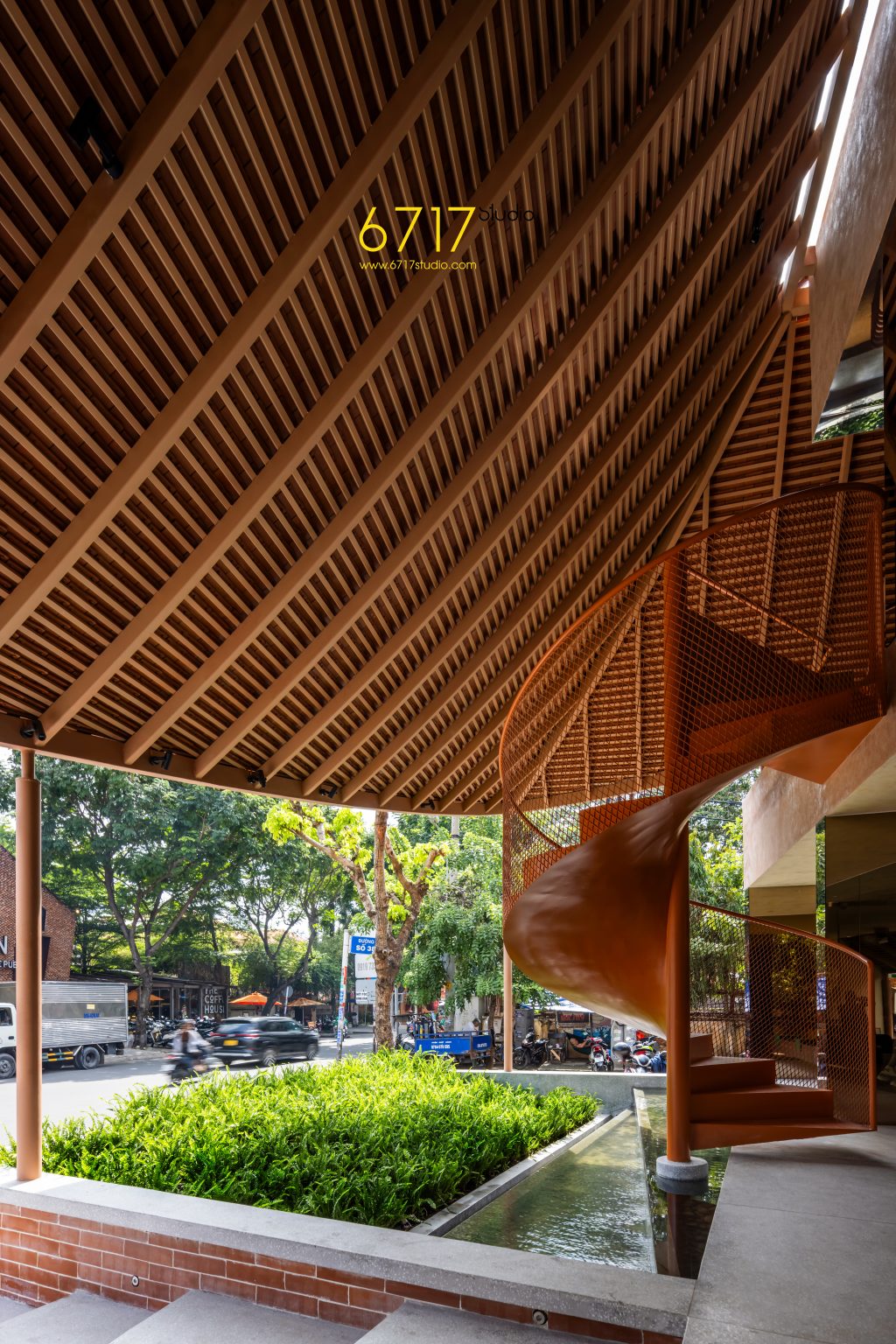 Chuk Heritage - 6717 Studio